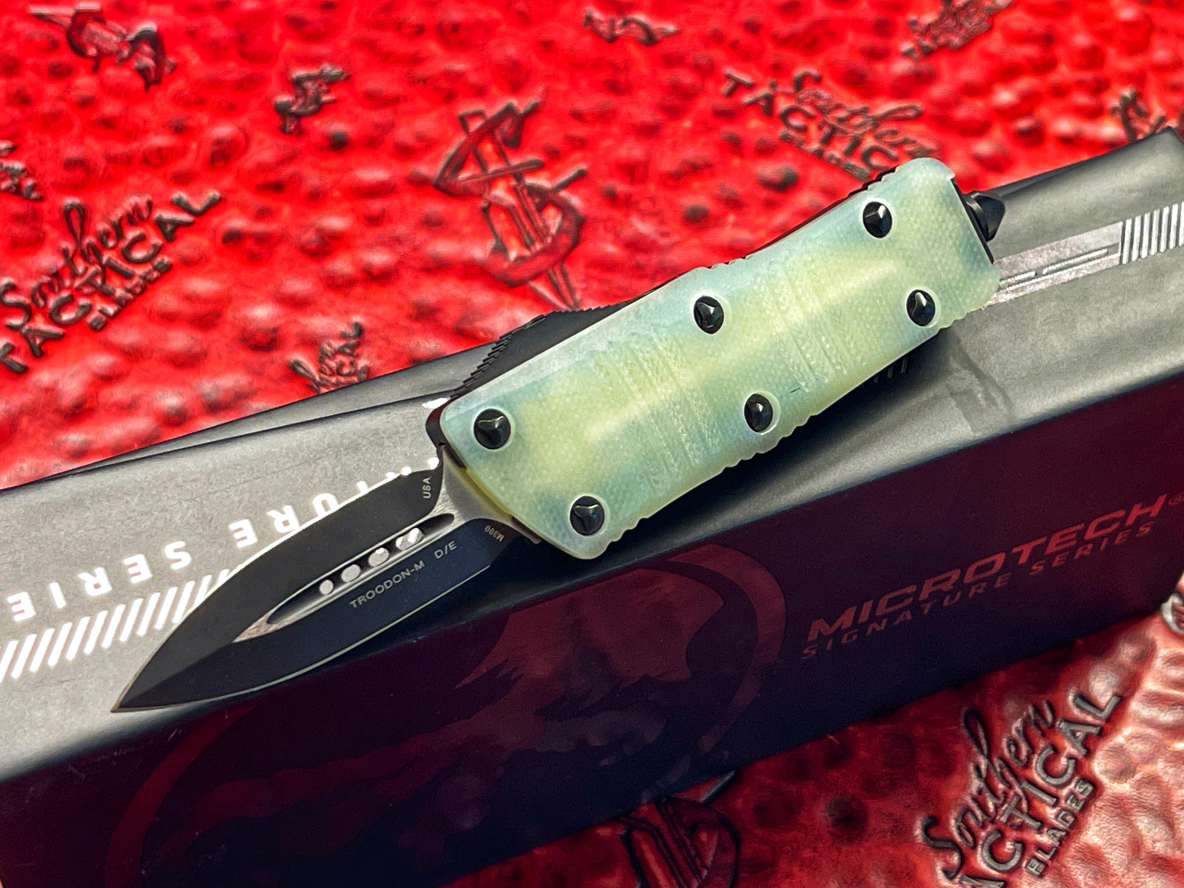 Microtech Mini Troodon D/E Jade Green G10 Composite Top Standard Seria