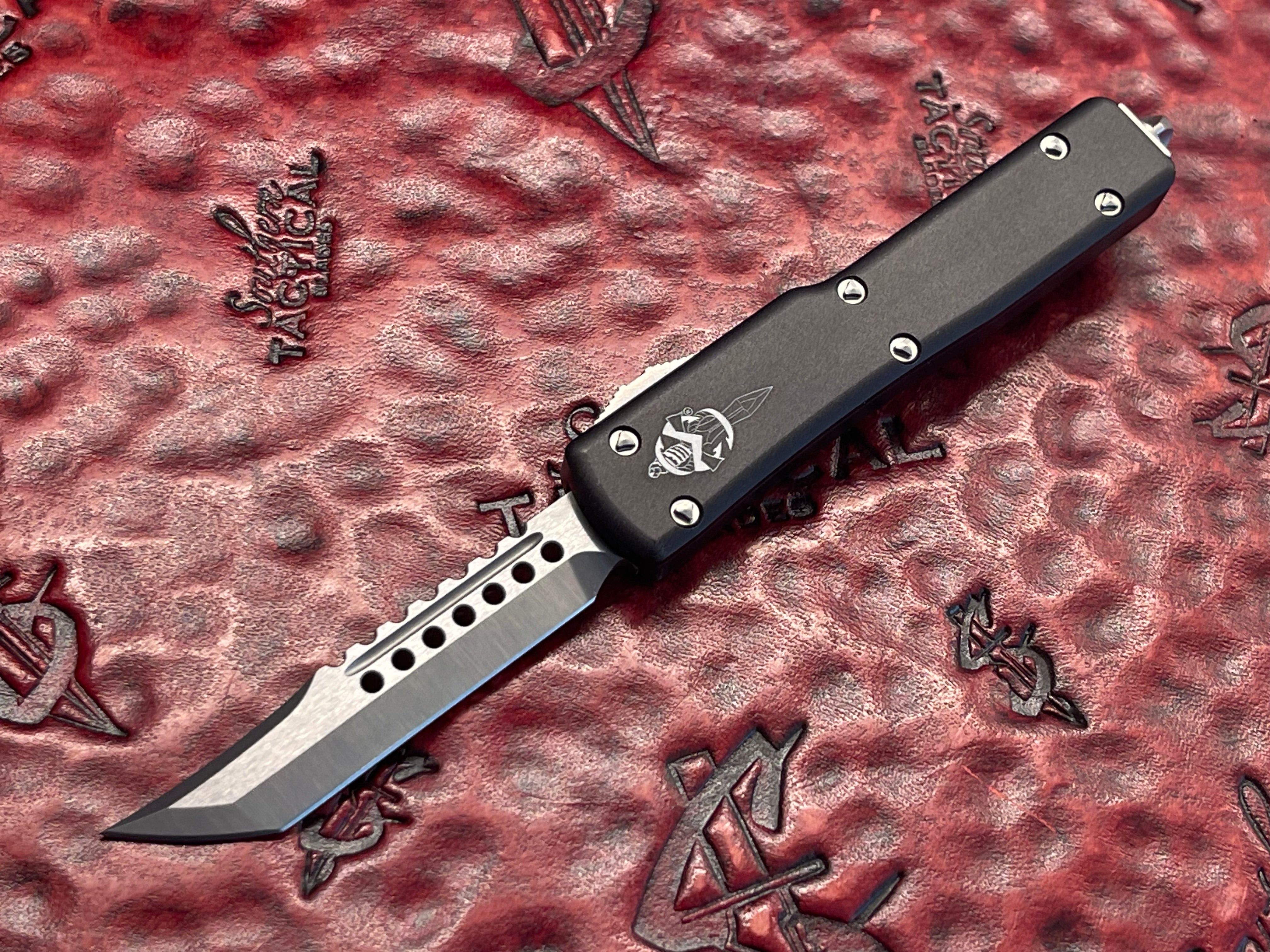 Microtech UTX-70 Hellhound Tanto Satin Standard Signature Series