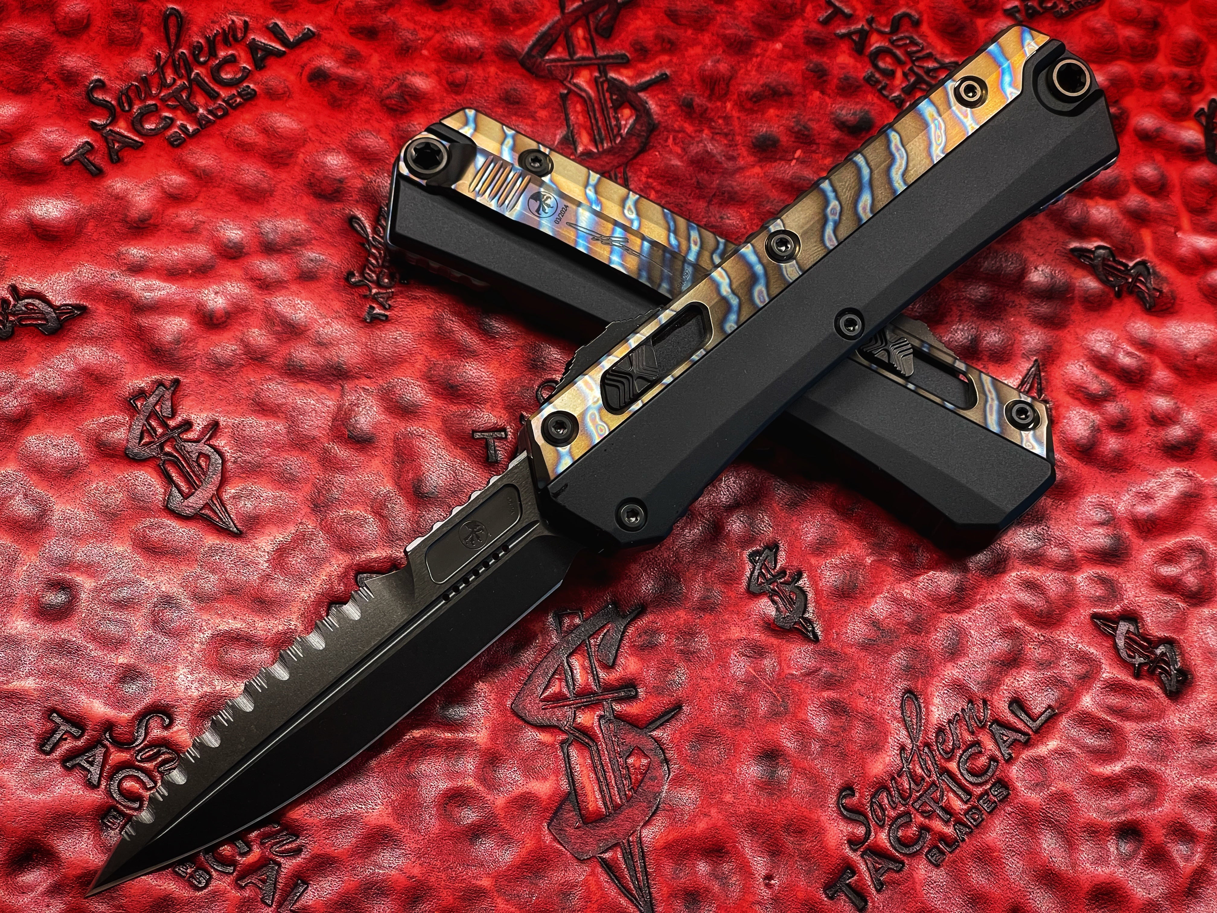 Microtech Glykon Signature Series Bayonet DLC with Flamed Chassis