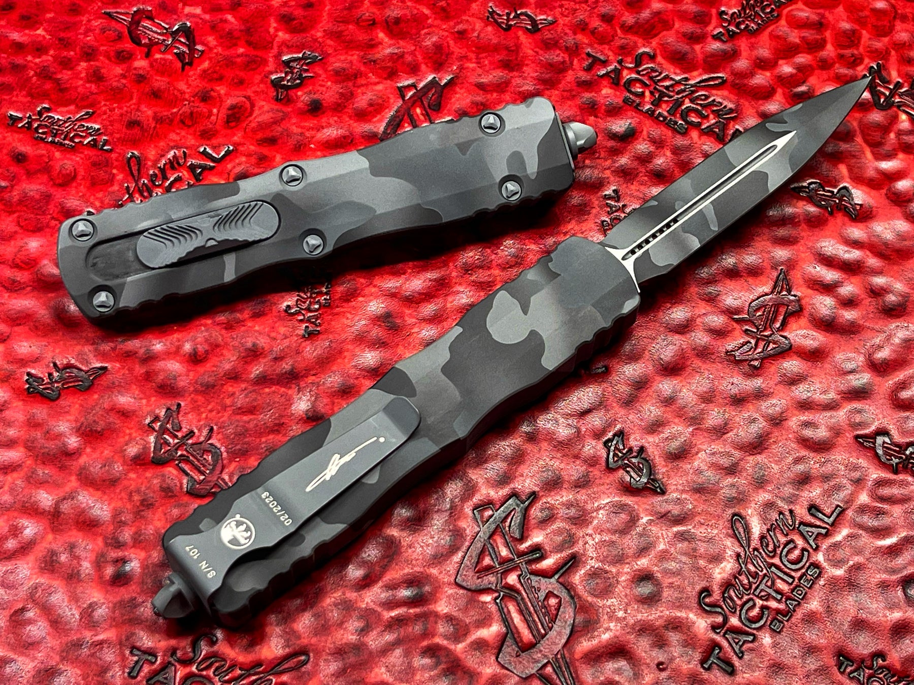 Microtech Dirac Delta Urban Camo Standard Signature Series OTF Knife